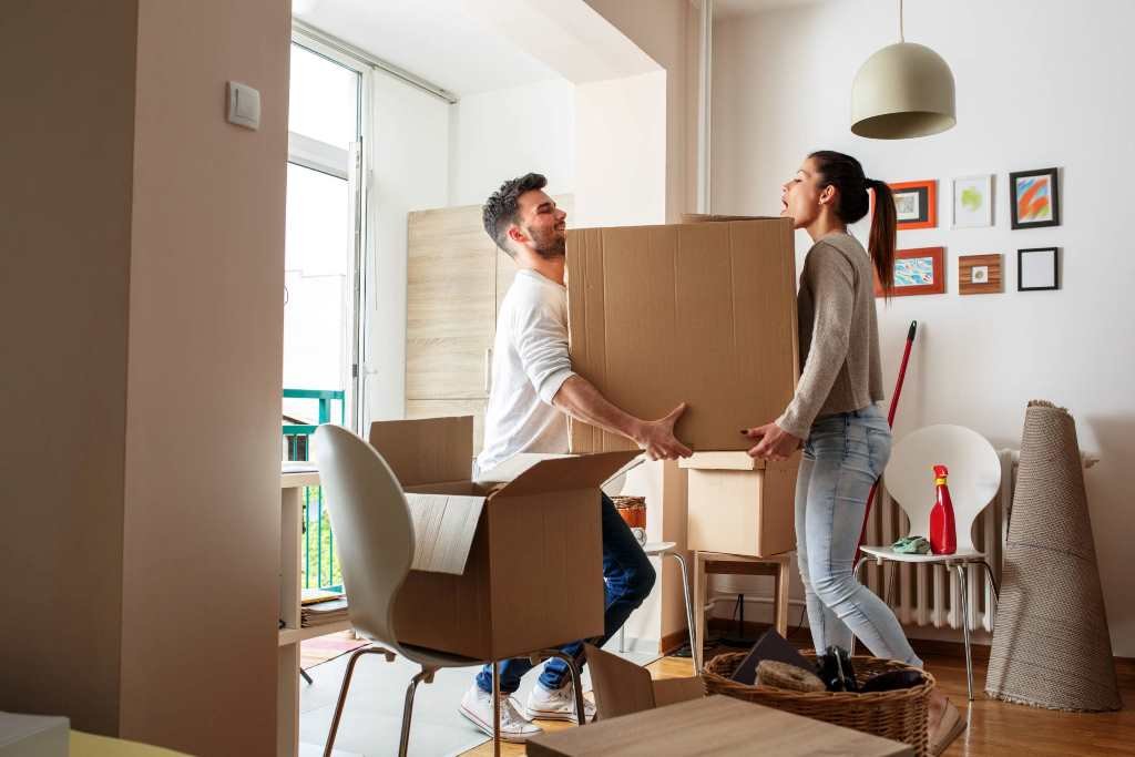 5 Reasons Moving Services Make Moving Easier » Wassup Mate