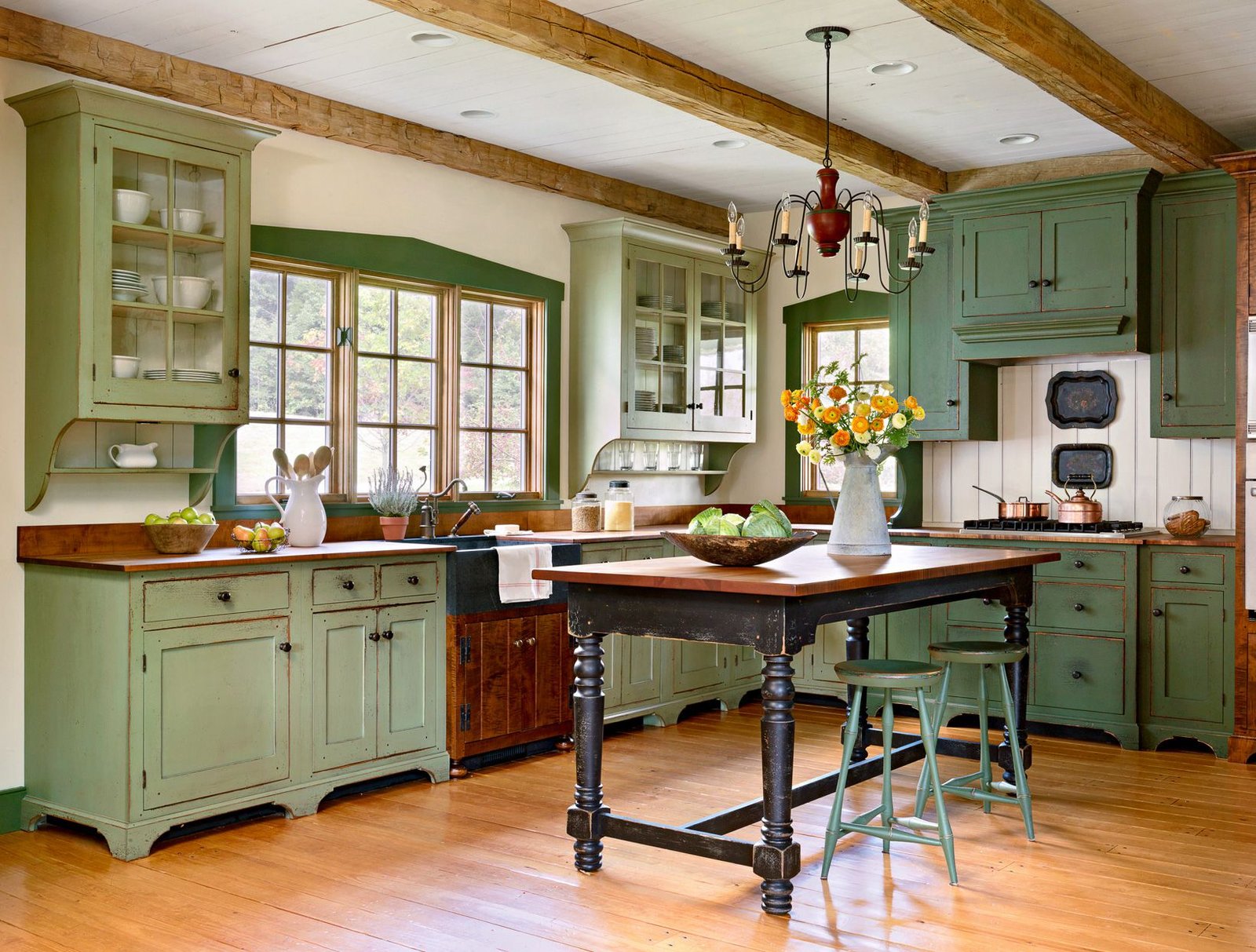 Amazing Tips for Styling a Kitchen with Green Kitchen Cabinets » Wassup ...